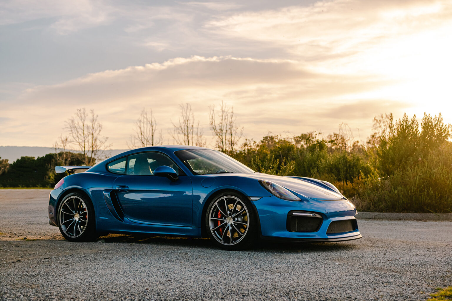 THE JOYS OF OWNING A PORSCHE CAYMAN: A LOVE AFFAIR WITH PERFORMANCE AND ...